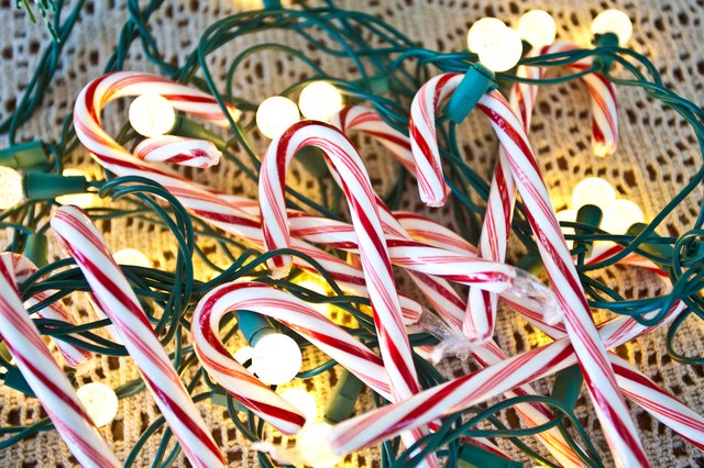 Party Games Using Candy Canes: Holiday Fun Ideas