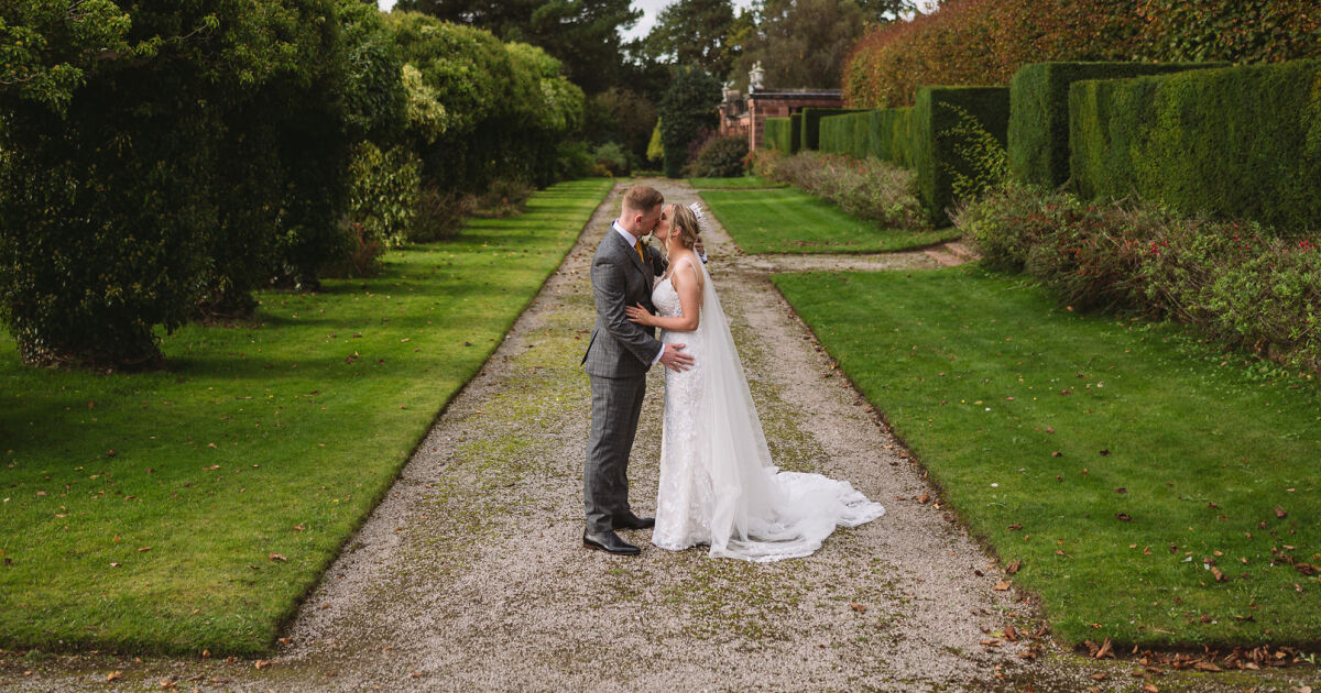 Thornton Manor Wedding Photography Story